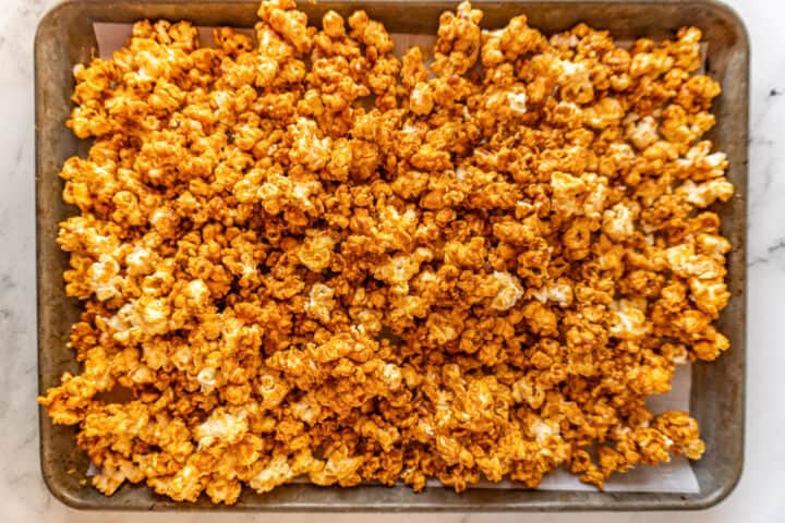The BEST Buffalo Wing Popcorn | Easy to make, Sweet and Spicy