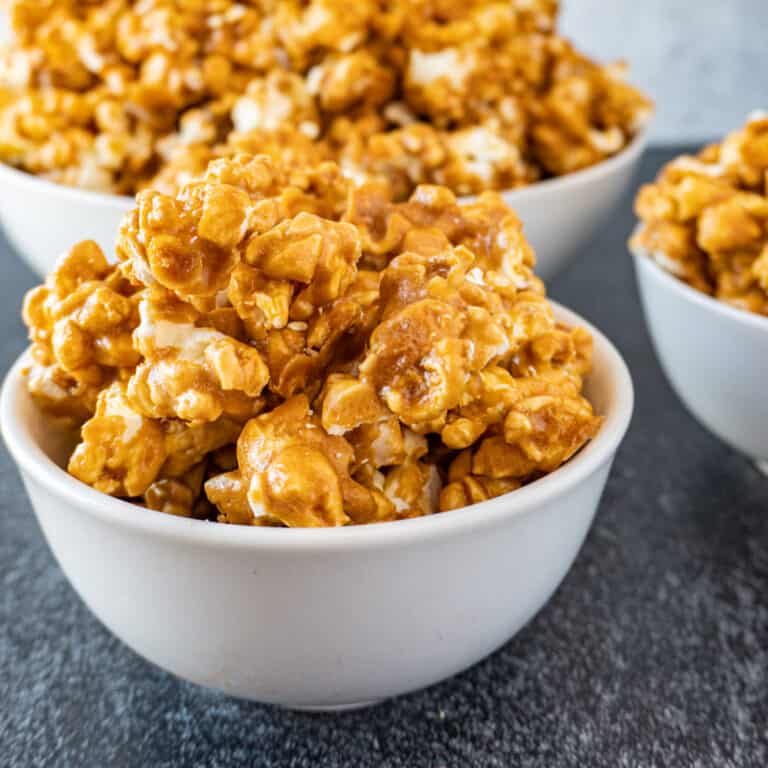 The BEST Caramel Corn Recipe | Easy, Fast & Simple Ingredients