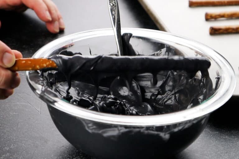 Easy Halloween Pretzel Rods- All the Tips + Ready in 15 mins!