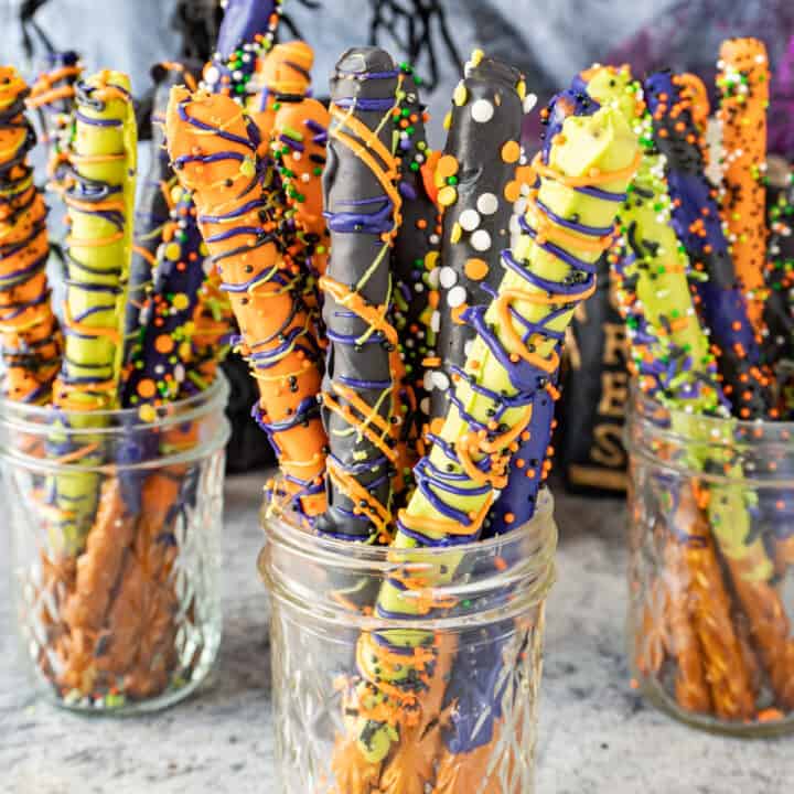 Easy Halloween Pretzel Rods- All the Tips + Ready in 15 mins!