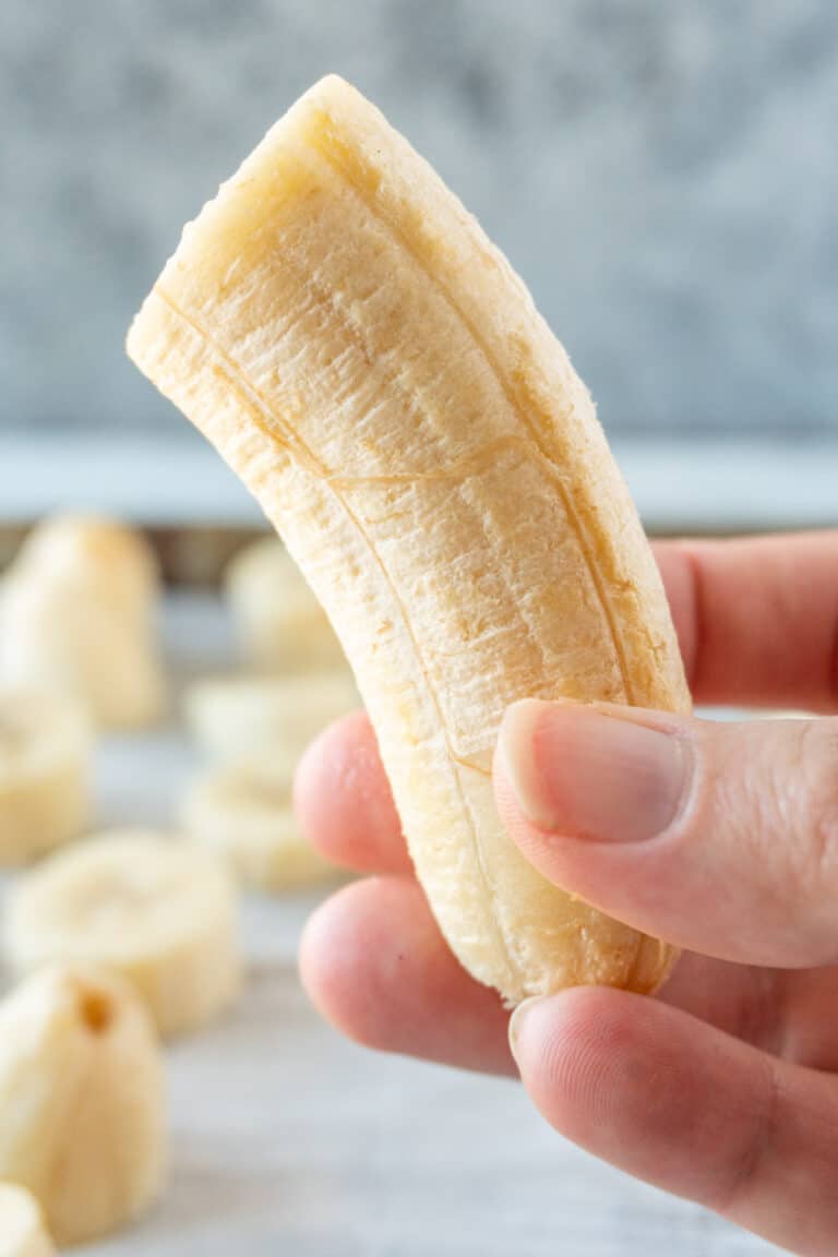 How to Freeze Bananas- 4 easy ways!